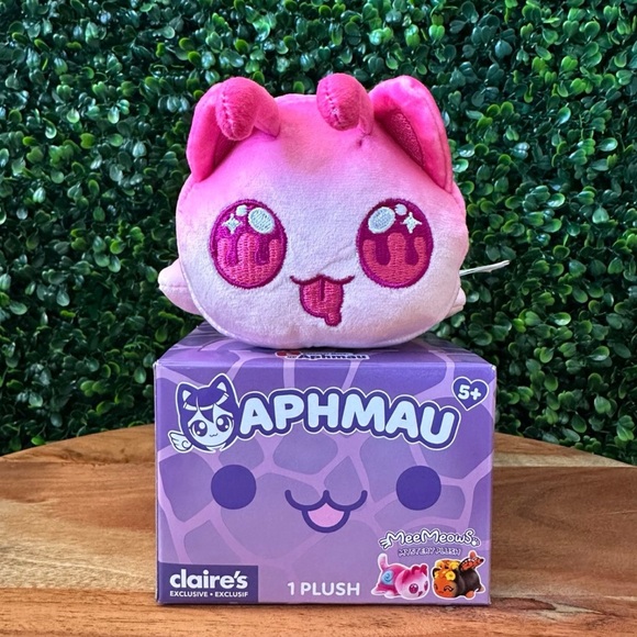 Aphmau | Toys | Aphmau Meemeows Safari Mystery Plush Snail Cat | Poshmark